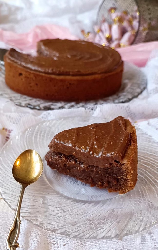 Geisha mutakakku geisha kuorrutteella - paras mutakakku - Kohokohta.com